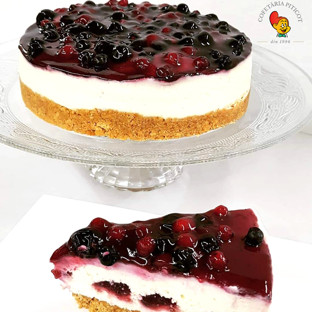 Tort Cheesecake fructe de padure – Piticot.ro